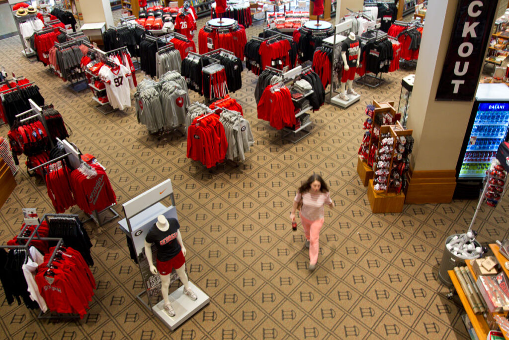 Campus Tours and Information Sessions - UGA Visitors Center